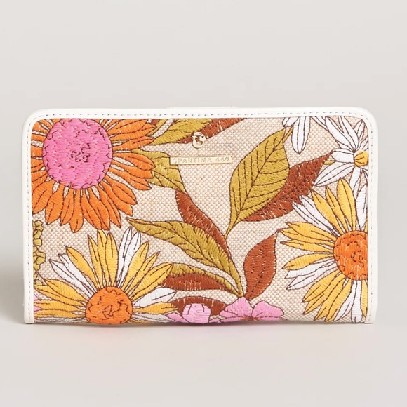 Spartina 449 | Bags | Nwt Spartina 449 Snap Wallet Heywards Rate ...
